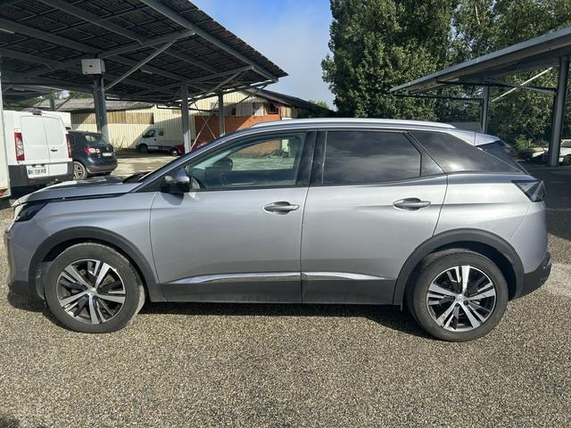 Peugeot -- 3008 / 1.5 BlueHDi 130CH Allure Pack EAT8 | SEMA SAS