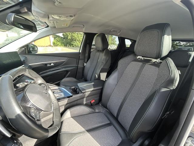 Peugeot -- 3008 / 1.5 BlueHDi 130CH Allure Pack EAT8 | SEMA SAS